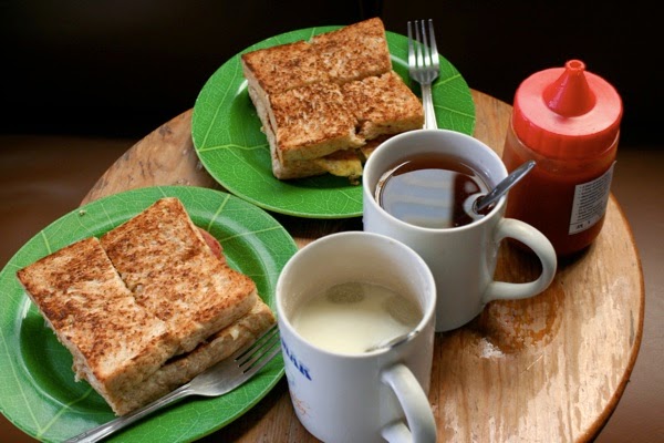 Roti Gempol Khas Bandung: Kuliner Legendaris yang Wajib Dicoba - Duta ...